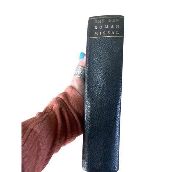 The New Roman Missal | Other | Vintage The New Roman Missal Leather ...